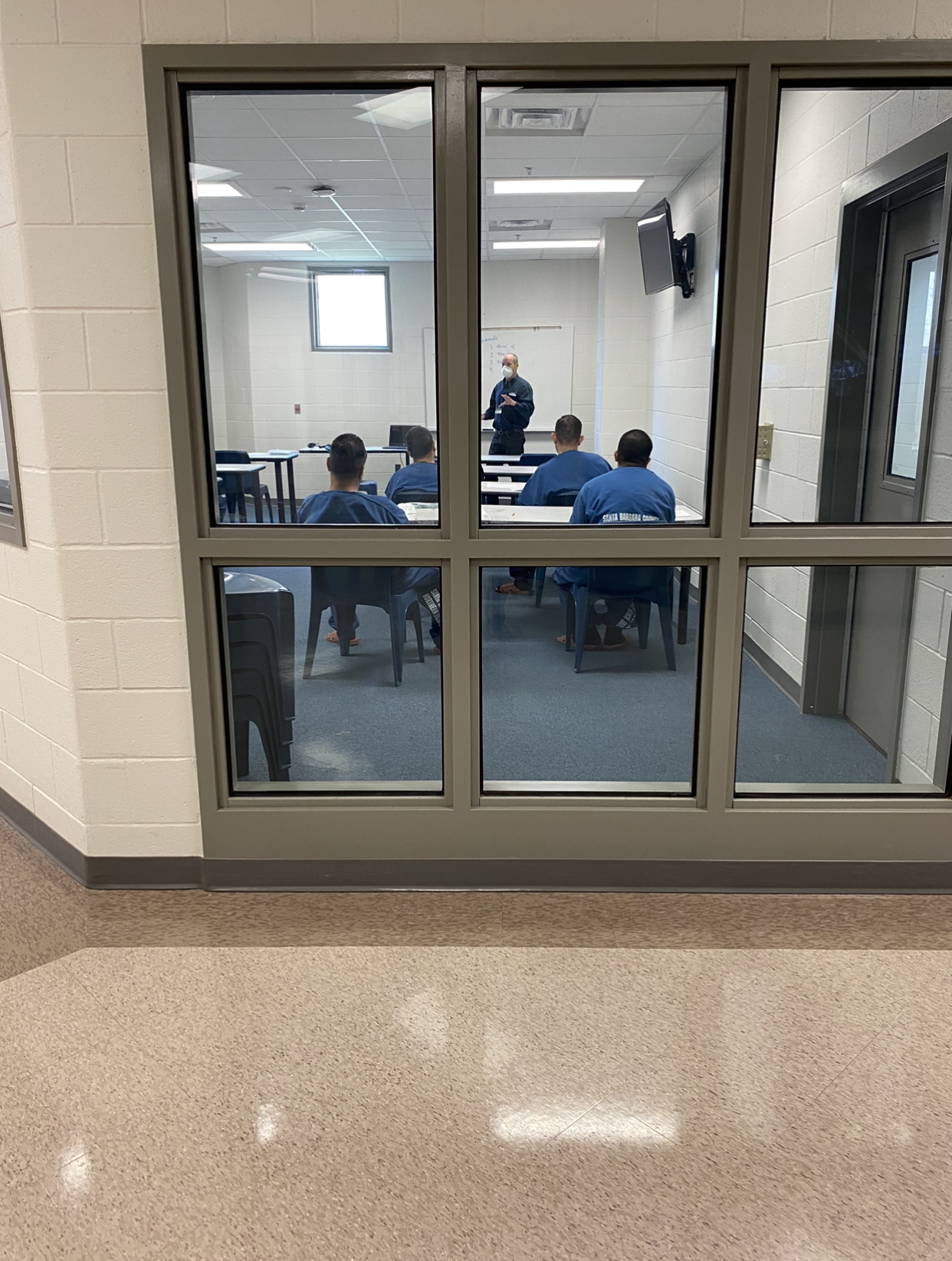 Inmates are Back to School – Santa Barbara County Sheriff's Office